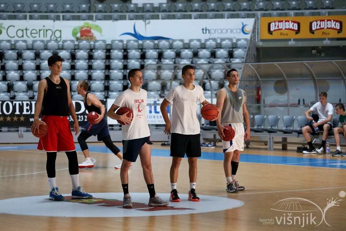 Prva momčad KK-a Zadar u svom ritmu treninga - Športski centar Višnjik